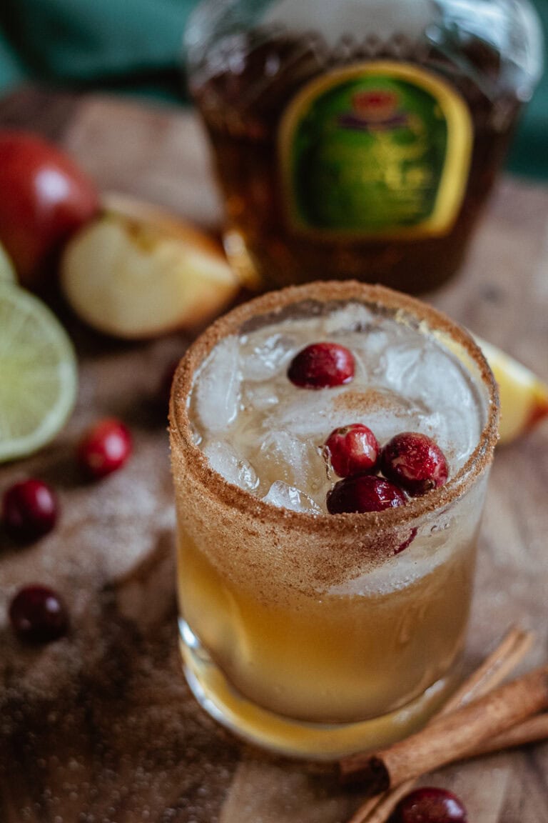 Apple Whiskey Ginger Cocktail - The Lilypad Cottage